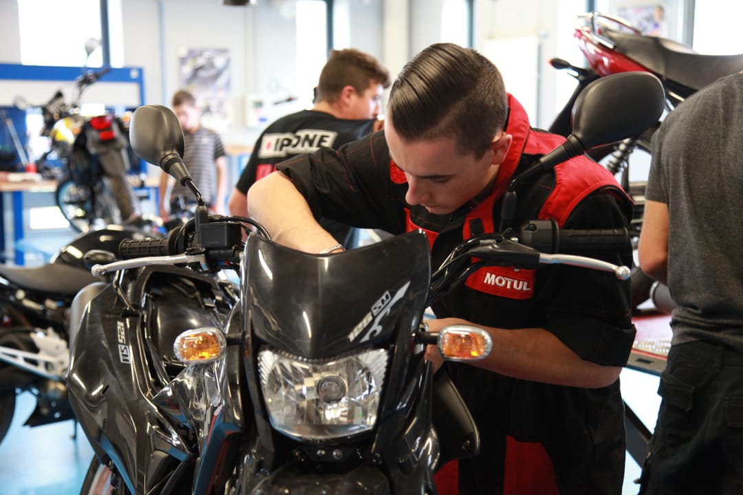 Formations Mécanique Moto : comment devenir mécanicien