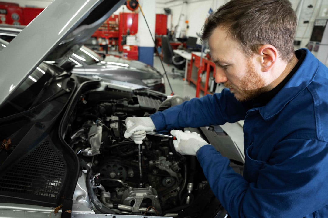 Tout savoir sur les carrières dans la mécanique auto.